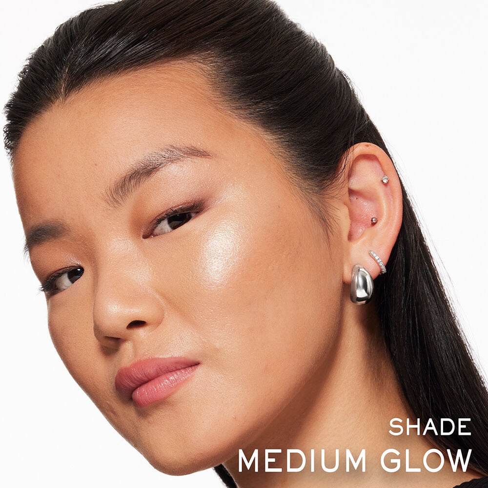 Teint Idole Ultra Wear Vitamin-Infused Highlighter - Lancôme